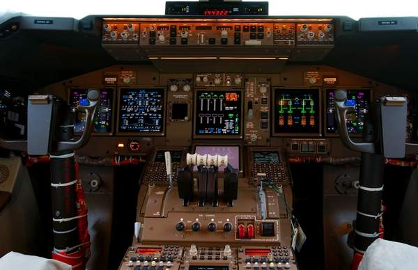 Voa pela primeira vez o Boeing 747-8F – Cavok Brasil