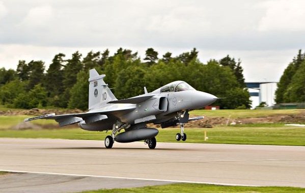 Pod de Reconhecimento Digital Conjunto da Thales pronto para operar com ...