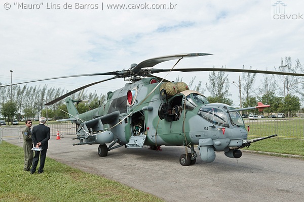 IMAGENS: Detalhes do AH-2 Sabre na LAAD 2011 – Cavok Brasil