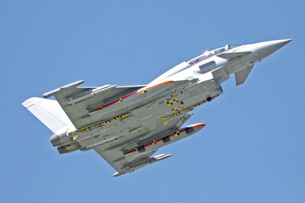 BAE Systems divulga vídeo do primeiro lançamento de um míssil Meteor a ...