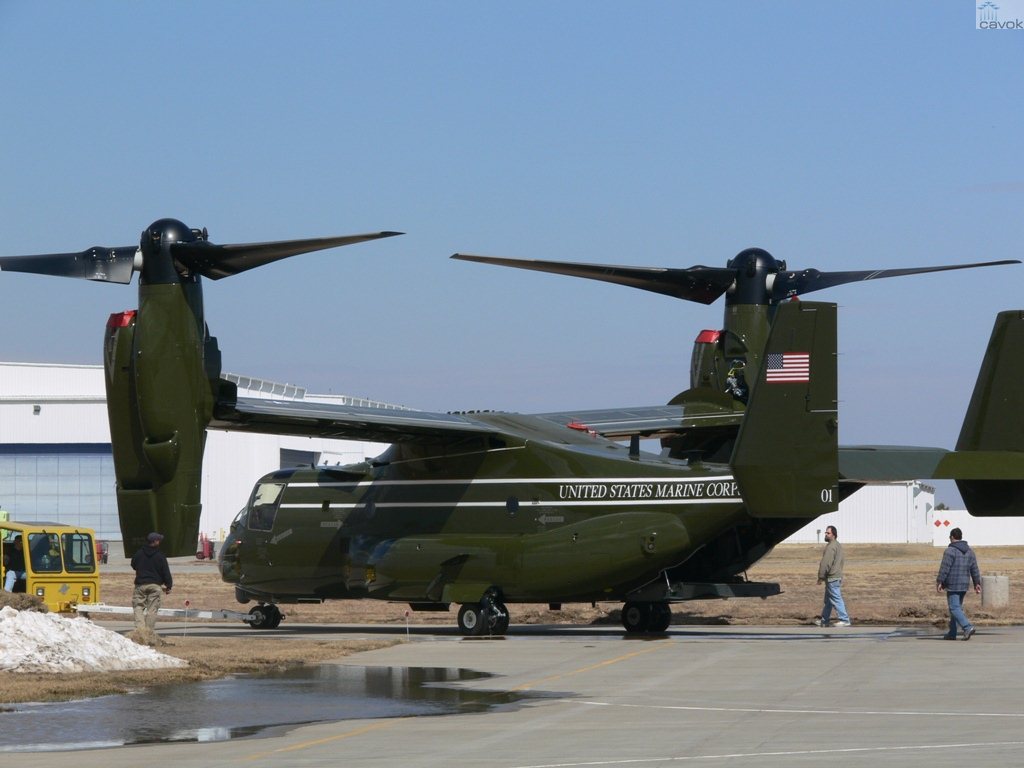 IMAGENS: Primeiro MV-22 Osprey para o HMX-1 quase pronto para entrega ...