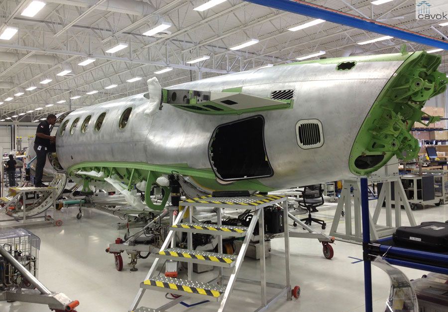 Embraer recebe certificado de produção para o Phenom 300 em Melbourne ...
