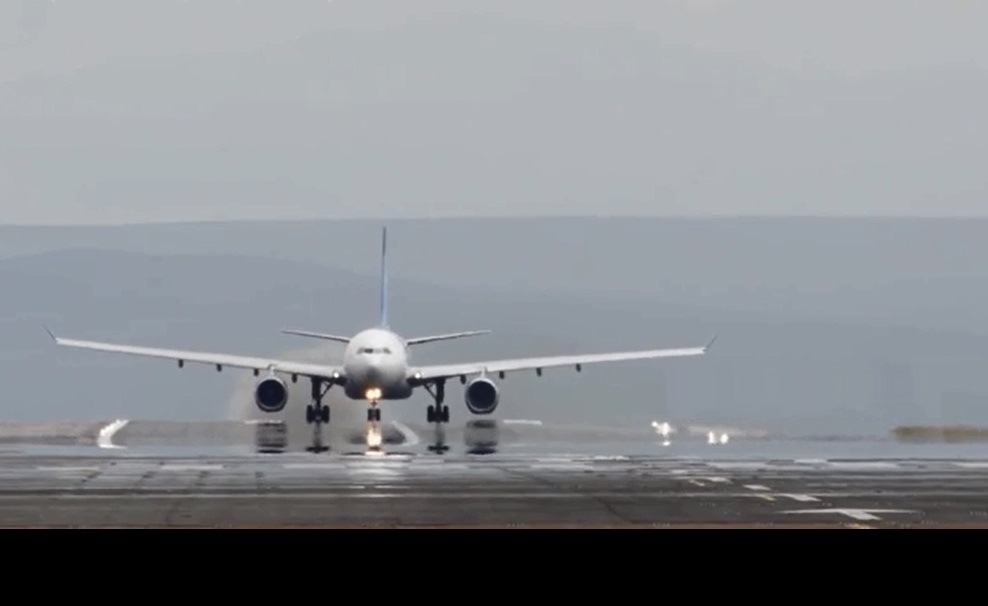 VÍDEO: Explosão de um motor de um A330 durante a decolagem – Cavok Brasil