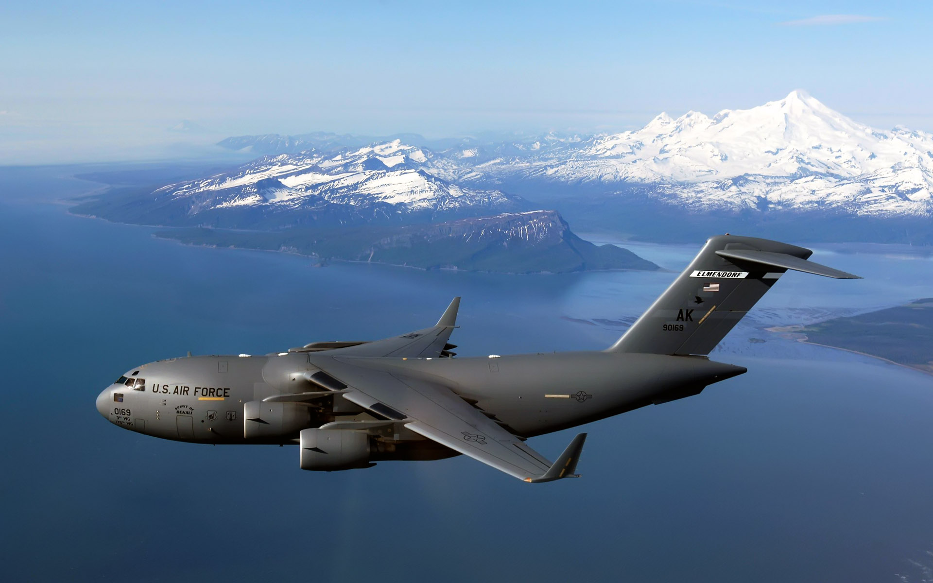 C-17 da USAF perde o radome em voo – Cavok Brasil