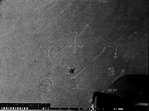 IMAGEM: F-16 no HUD de um Su-30 – Cavok Brasil
