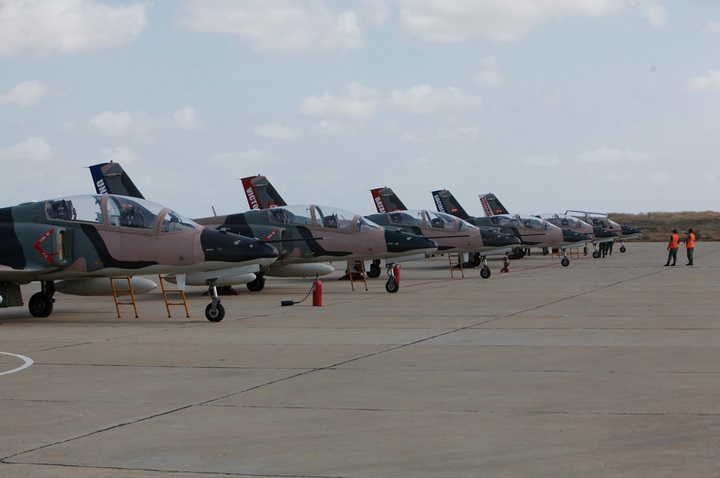 IMAGENS: K-8 em operação – Cavok Brasil