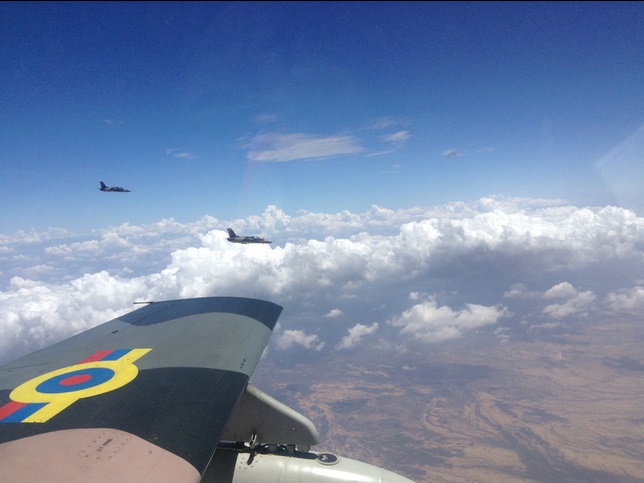 IMAGENS: K-8 em operação – Cavok Brasil