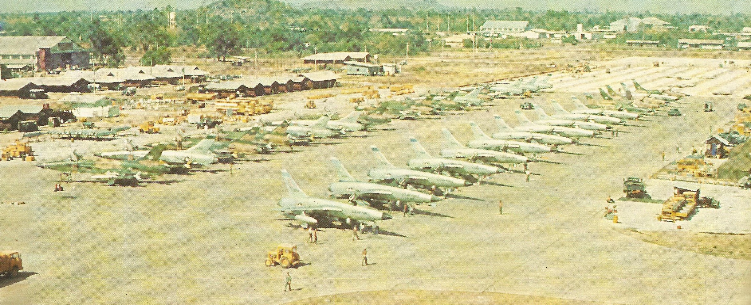 Vietnam: Os F-105 entre os SAMs e os MiGs – Cavok Brasil