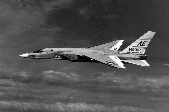 USS America RVAH-5 Savage Sons RA-5C Vigilante BuNo 149307, AE-403, in ...