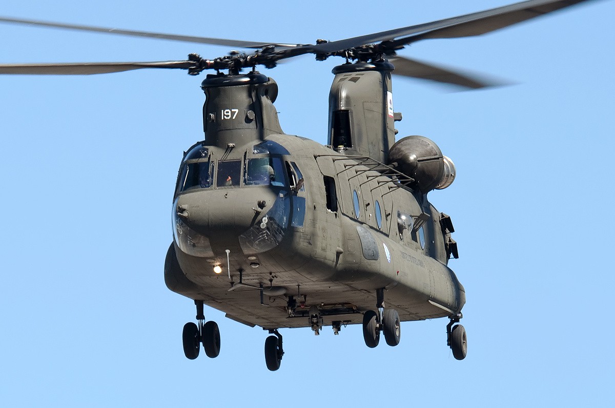 Marrocos recebeu três helicópteros CH-47D Chinook – Cavok Brasil