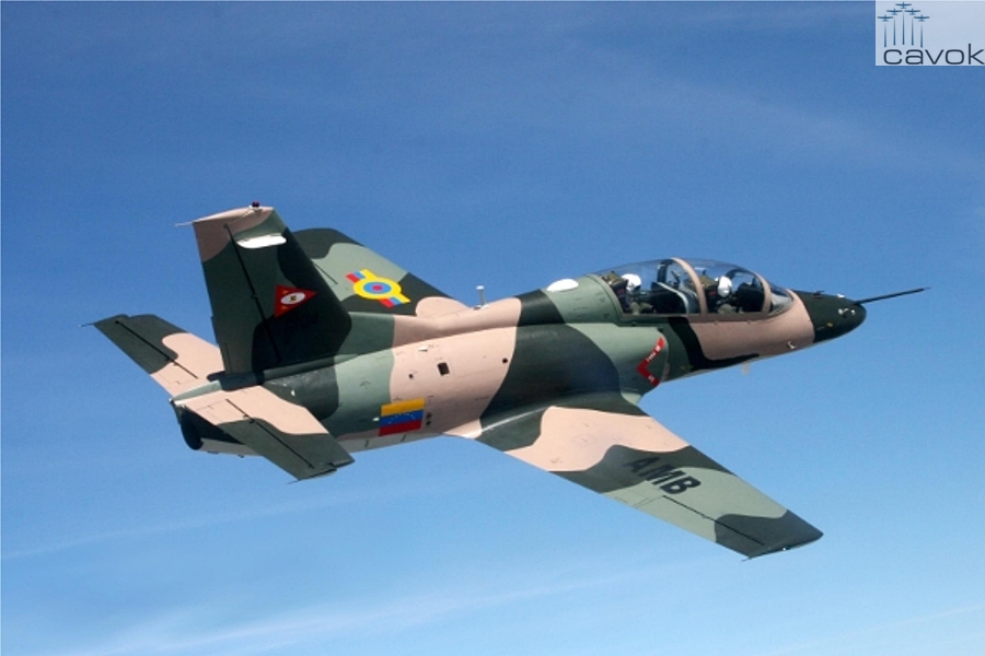 Venezuela recebe lote adicional de aeronaves K-8W de fabricação chinesa ...