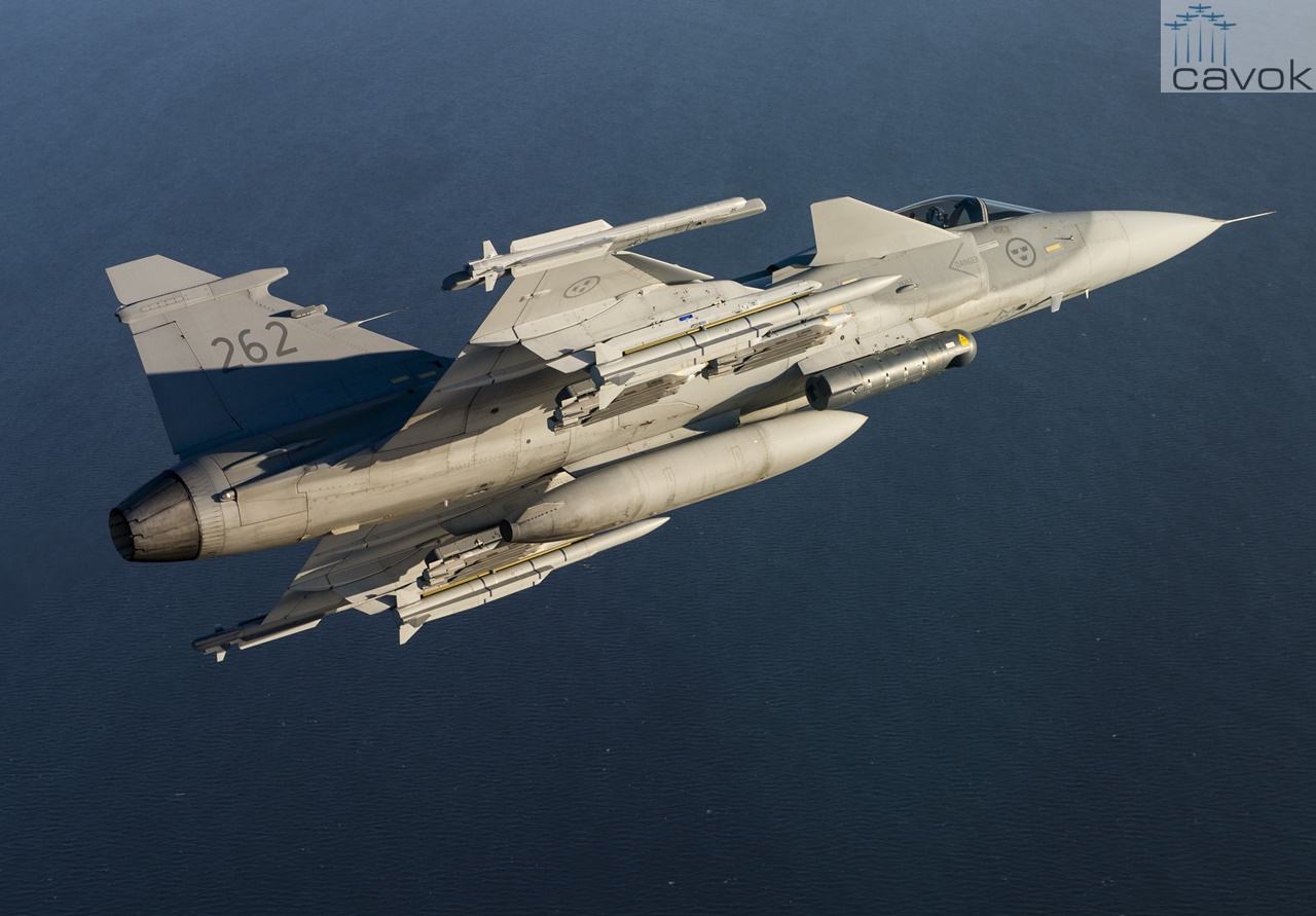 FARNBOROUGH: Míssil Meteor operacional com caças Gripen da Força Aérea ...