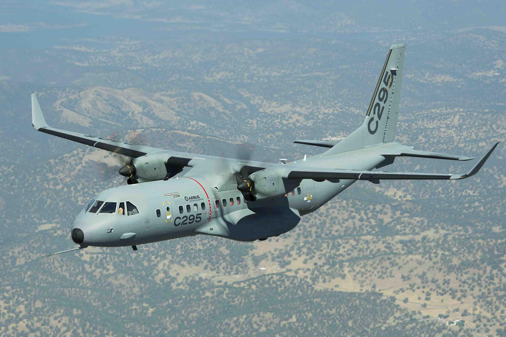 Airbus pronta para entregar o primeiro C295W da FAB no início de 2017 ...