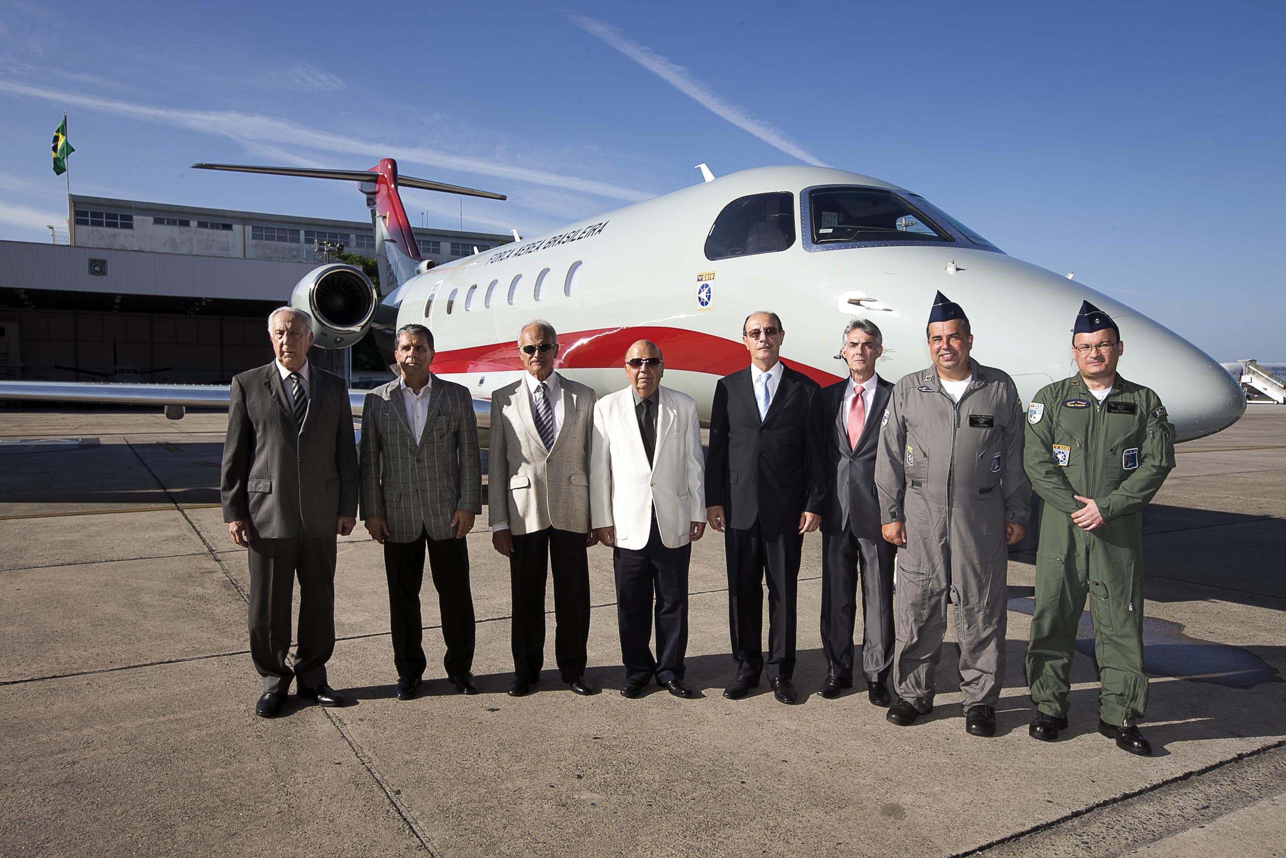 FAB: GEIV recebe primeira aeronave laboratório Legacy 500 de fabricação ...