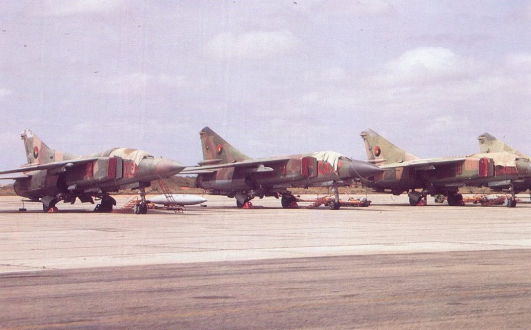 GUERRA FRIA: Os MiG-23 cubanos em ação contra a SAAF em Angola