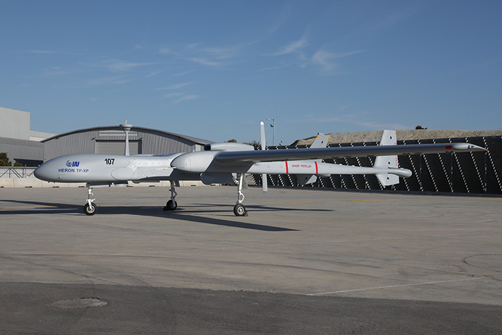 IAI vai apresentar seu novo UAV Heron TP-XP no Aero India Air Show ...