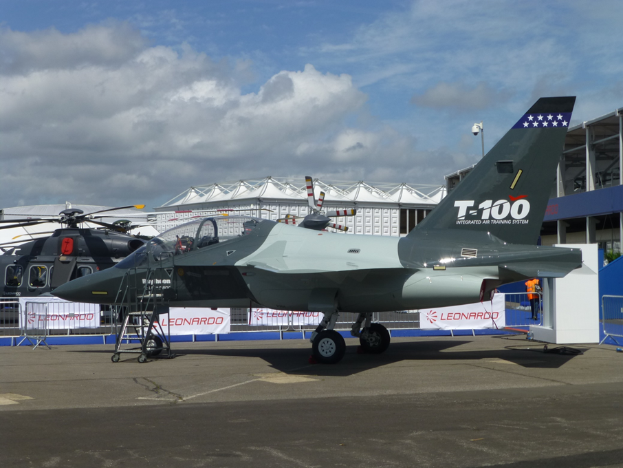 T-X: Leonardo vai manter oferta do T-100 para a USAF – Cavok Brasil
