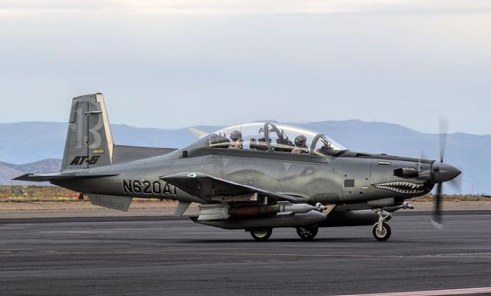 A-29 Super Tucano, AT-6 Wolverine, Textron Scorpion: um destes irá ...