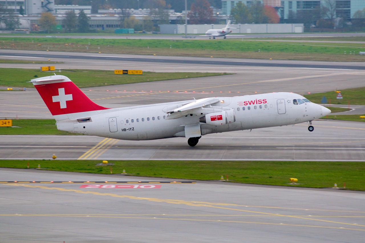 VÍDEO: SWISS diz adeus a seu último Avro RJ100 – Cavok Brasil