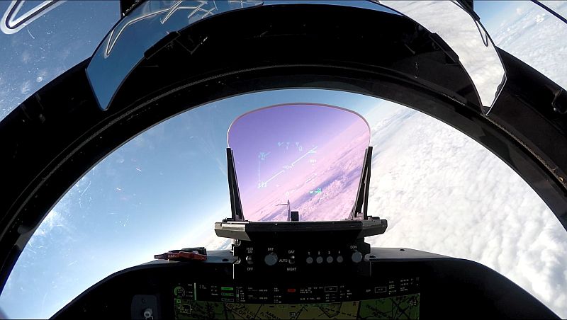Avançado LiteHUD da BAE Systems voa pela primeira vez em múltiplas ...