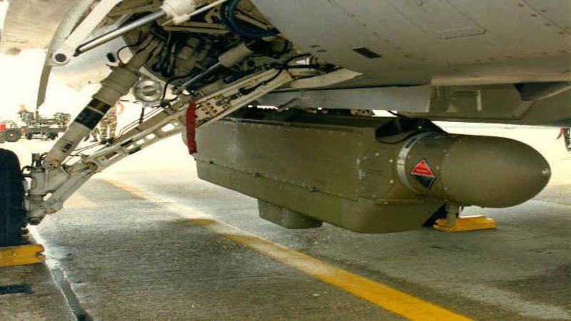 Taiwan adiciona avançados pods de guerra eletrônica nos seus caças F-16 ...