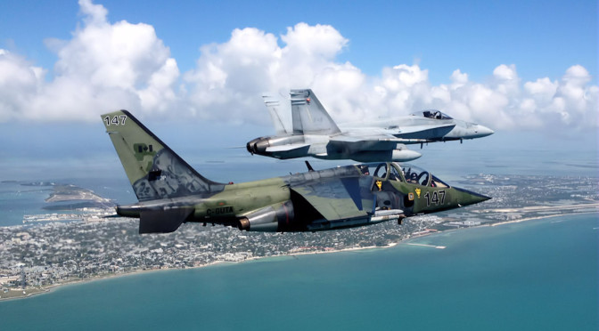 Discovery Air fornecerá treinamento “aggressor” para Força Aérea ...