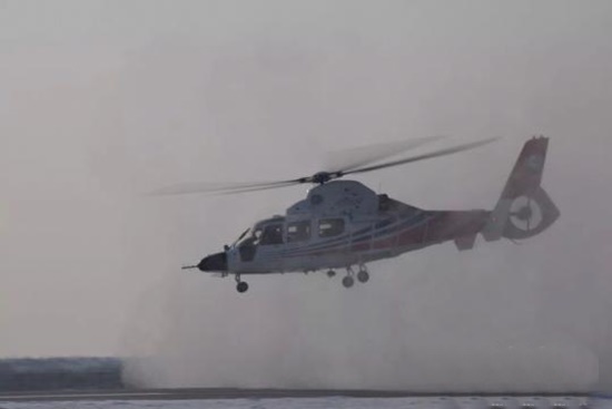 Helicóptero chinês AC312E realiza testes em temperaturas extremamente ...