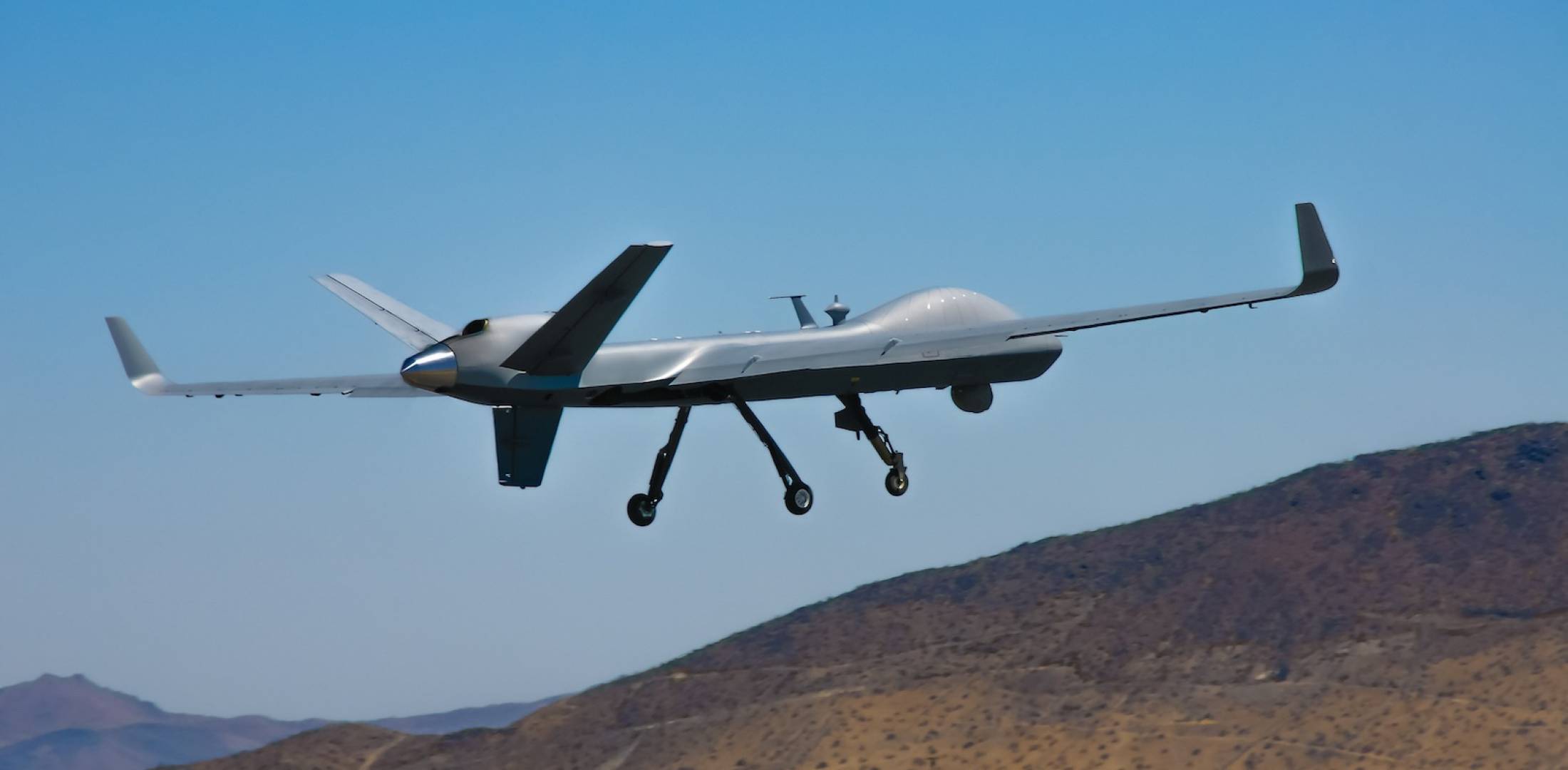 General Atomics testa com sucesso operações automáticas de pousos e ...
