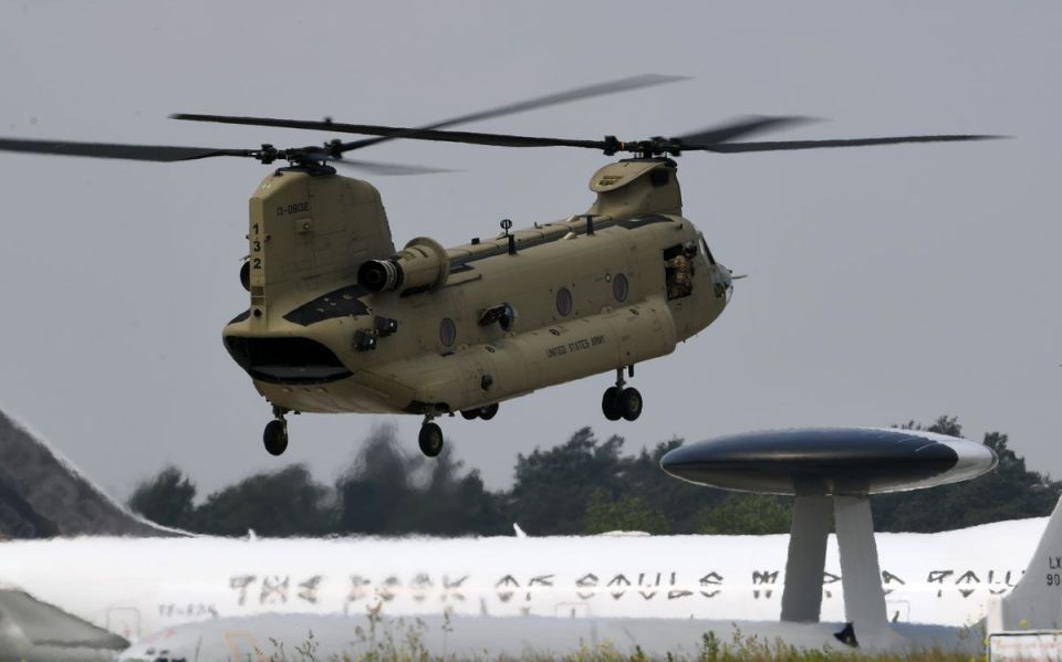 Arábia Saudita assina acordo para mais 8 helicópteros Boeing CH-47F ...