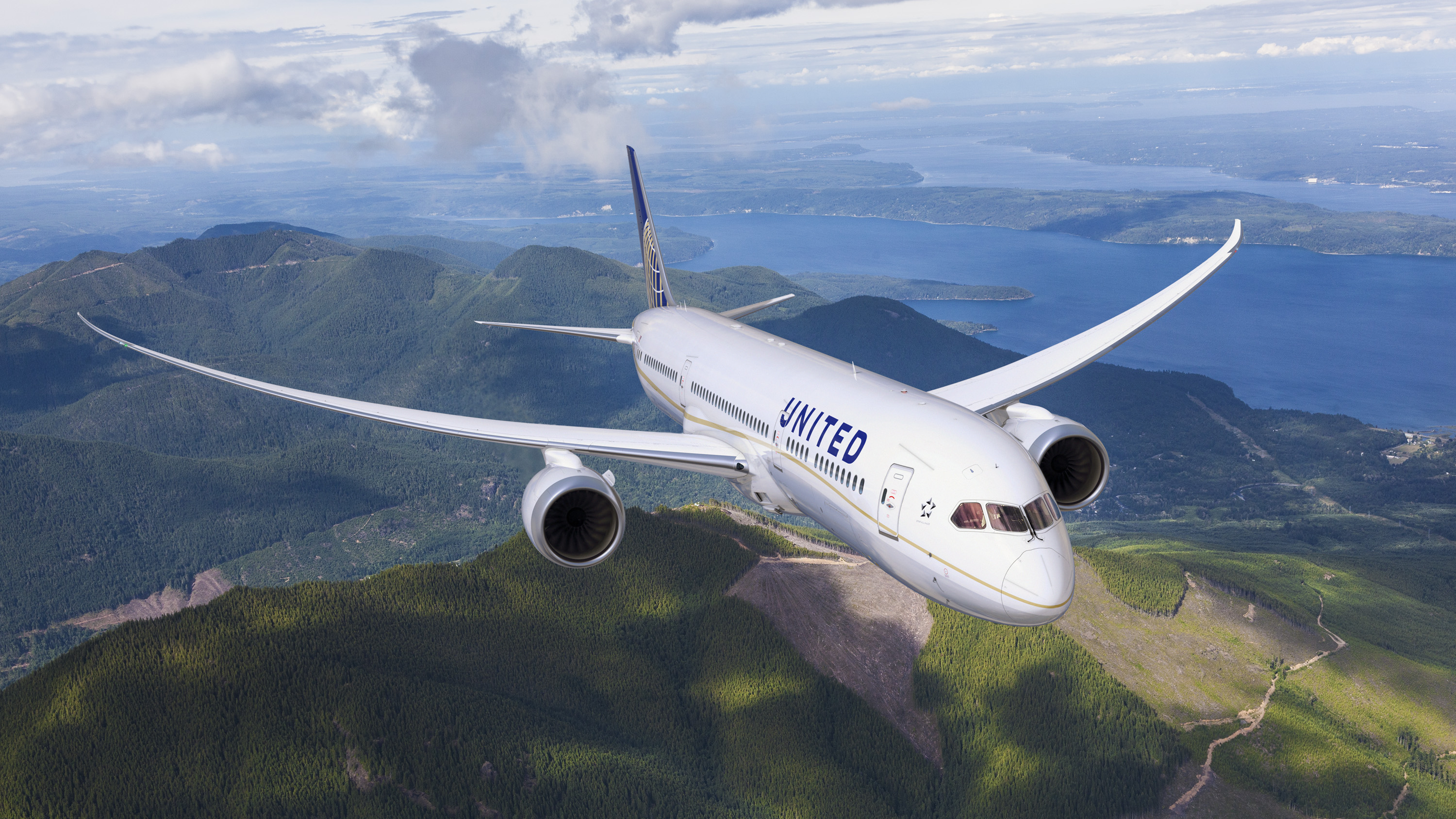 FARNBOROUGH: Boeing e United Airlines anunciam pedido de quatro 787 ...