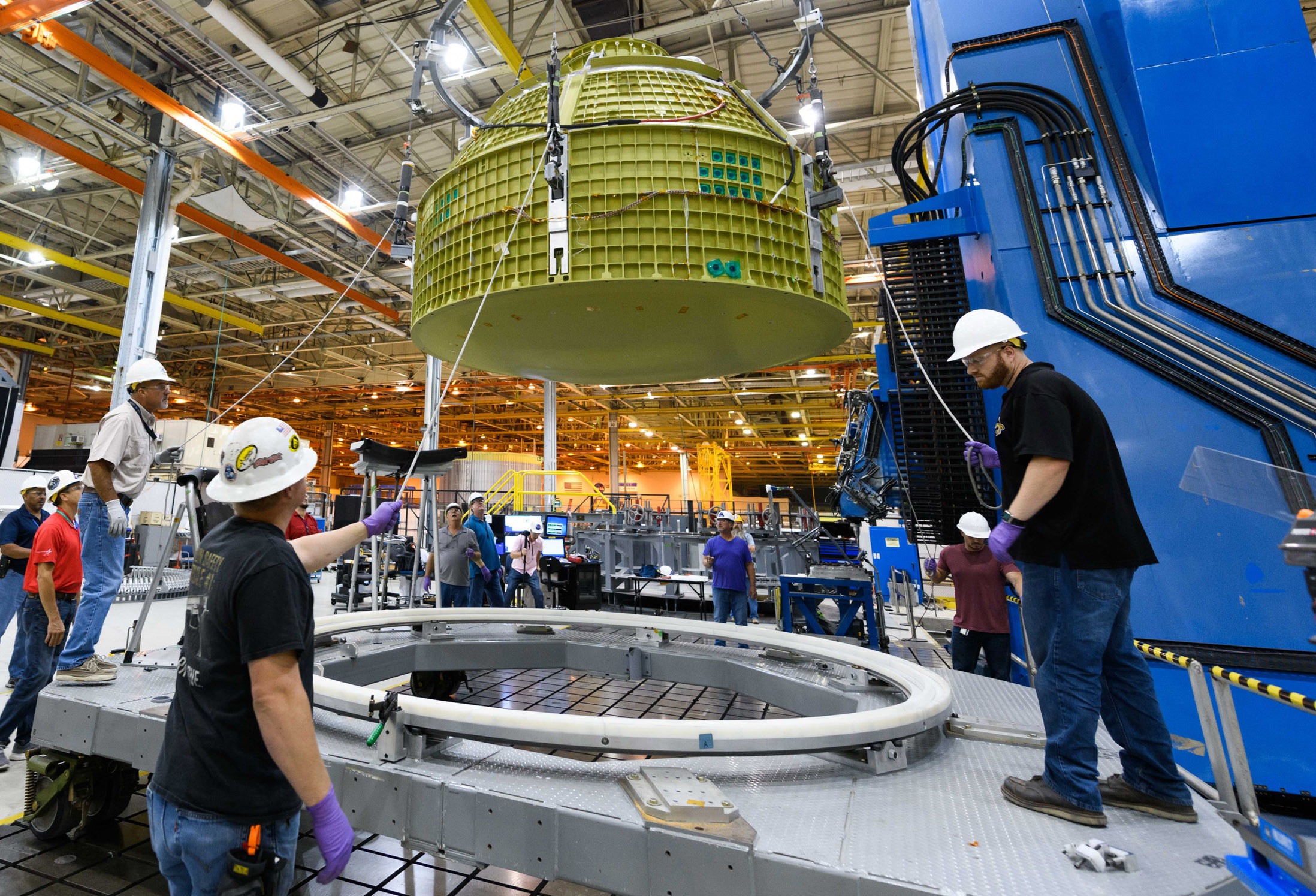 Lockheed Martin inicia montagem final da espaçonave Orion da NASA ...