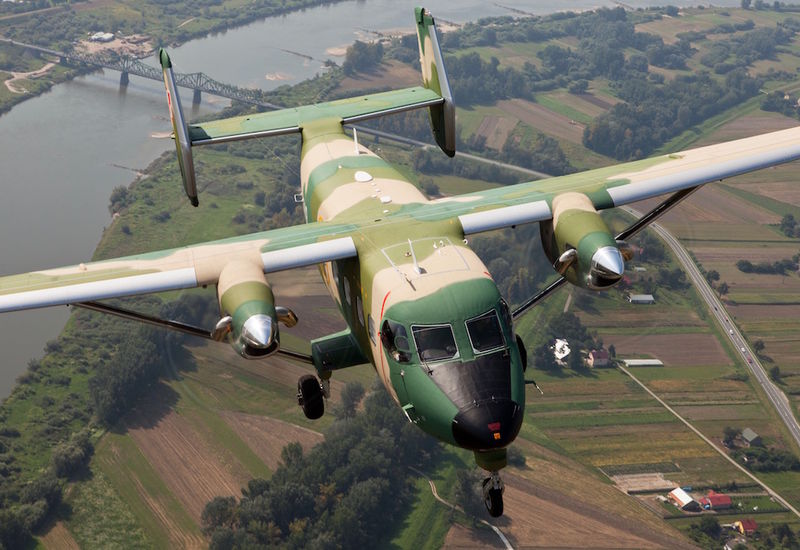 Exército Equatoriano recebe sua primeira aeronave M28 da PZL Mielec ...
