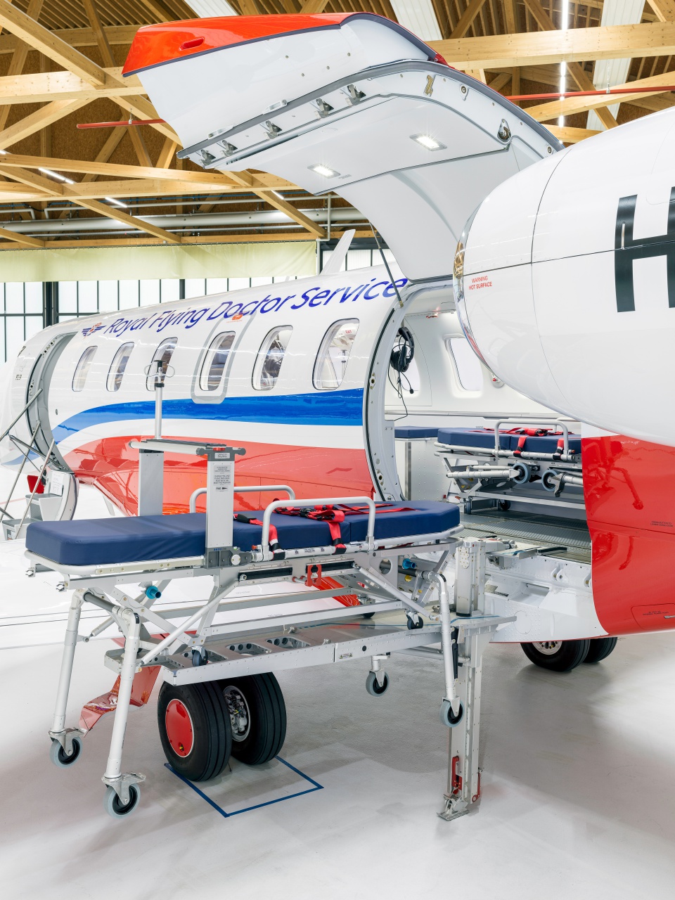 Pilatus entrega o primeiro PC-24 na configuração aeromédica – Cavok Brasil