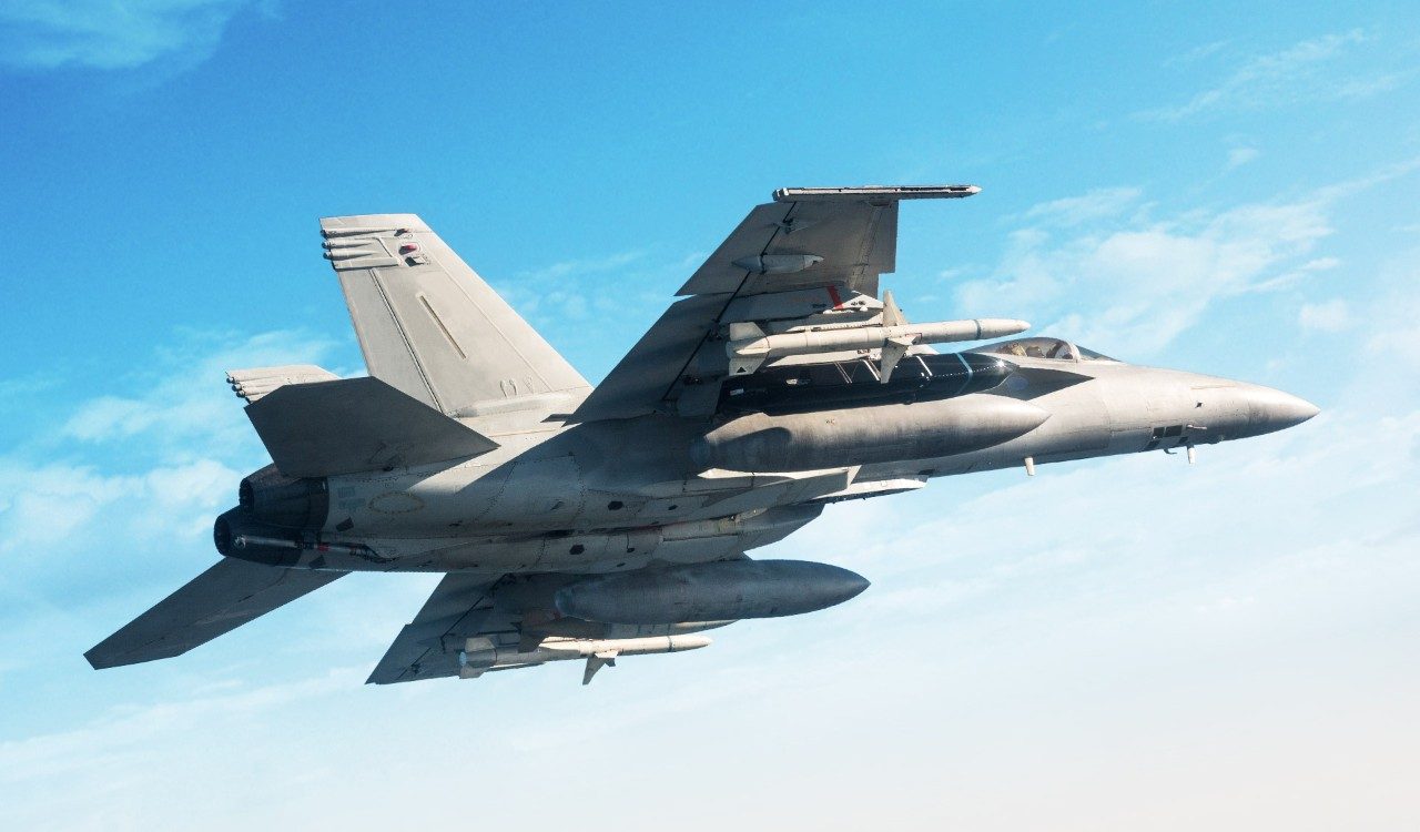 Lockheed entrega primeiro lote de mísseis LRASM para Marinha dos EUA ...