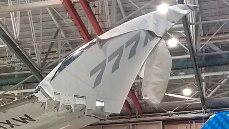 IMAGENS: Funcionários da Boeing conhecem o novo 777X – Cavok Brasil