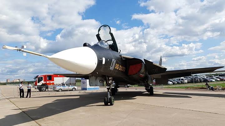 MAKS: Su-47 Berkut reaparece como sensação na feira – Cavok Brasil