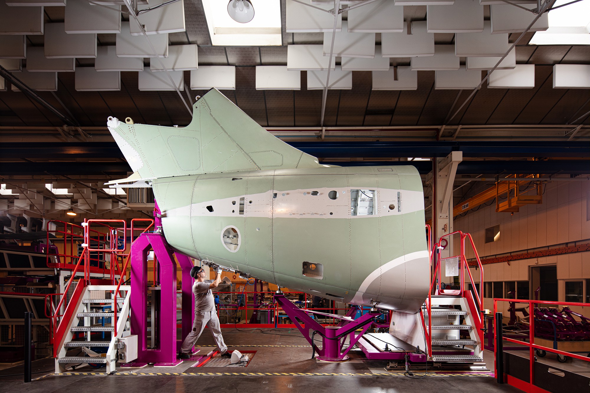 NBAA: Dassault Falcon 6X avança para montagem inicial – Cavok Brasil