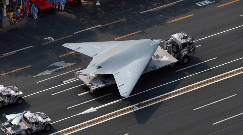 China apresenta seu novo drone de ataque furtivo GJ-11 durante o ...