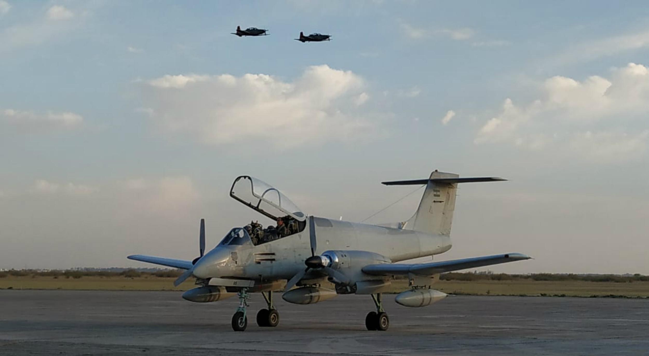 Apesar de aposentado, Argentina poderá trazer o Pucará de volta ao ...