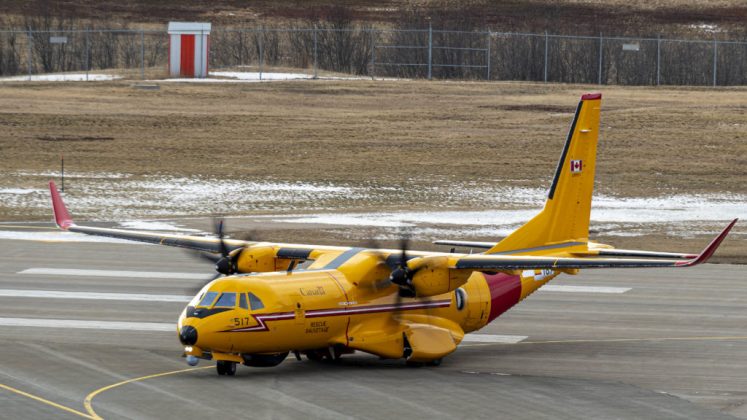 Aeronave de treinamento de manutenção CC-295 FWSAR chega ao Canadá ...