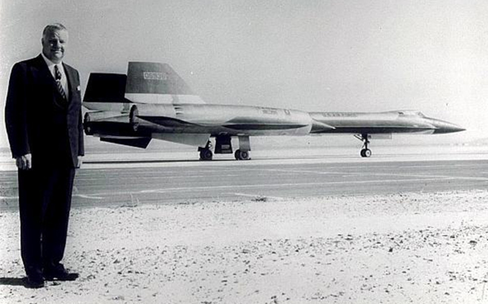 Clarence Leonard “Kelly” Johnson, o mago da Lockheed - Cavok Brasil ...