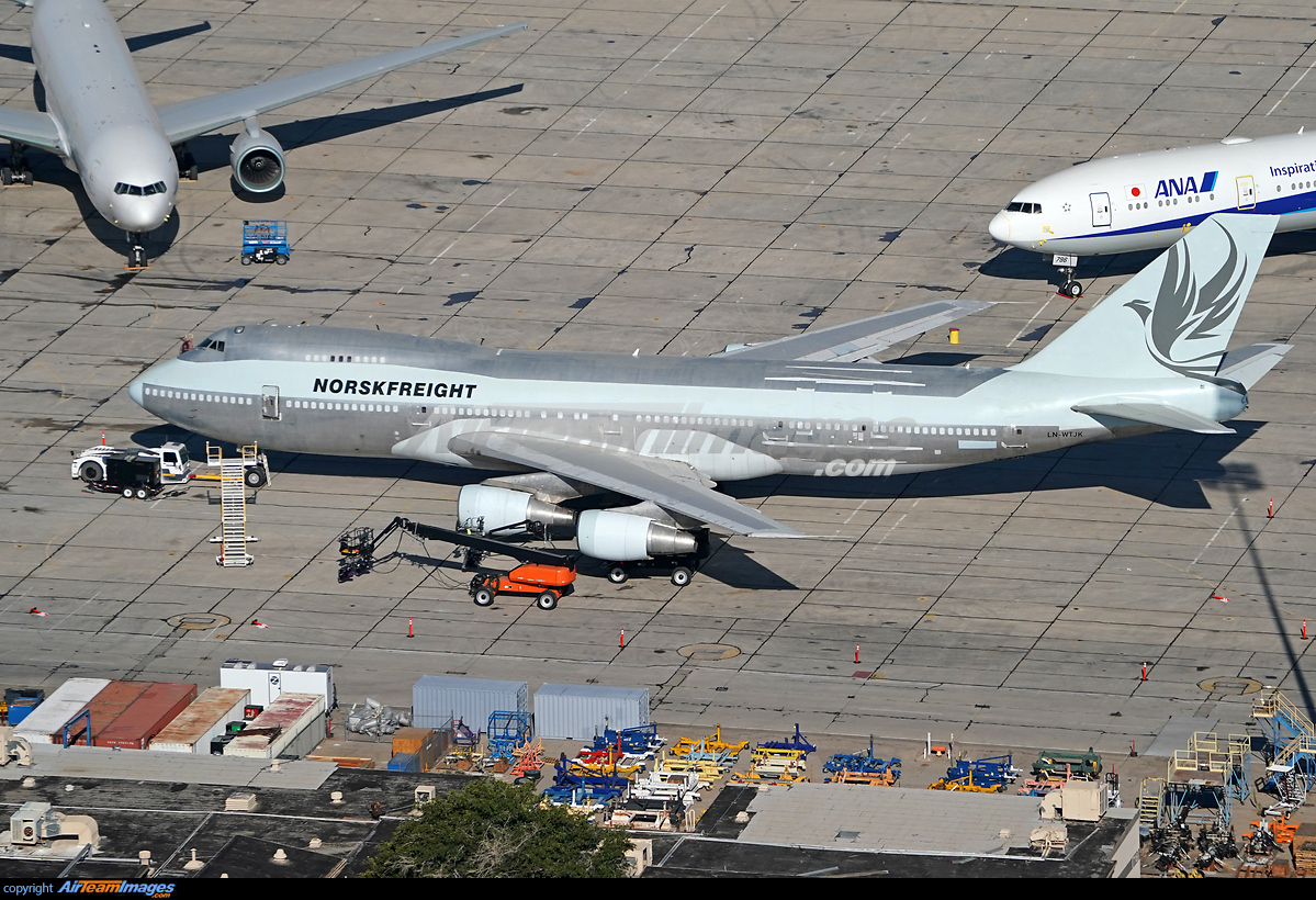 Boeing 747 que voou pela Varig é explodido em novo filme de Christopher ...