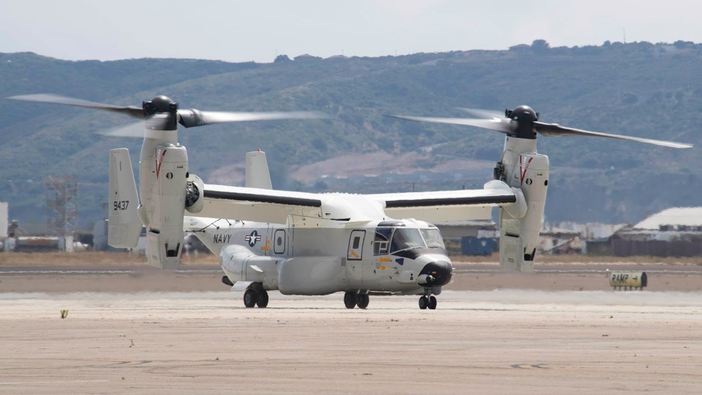 VÍDEO: Marinha dos EUA recebe primeiro CMV-22B Osprey operacional ...