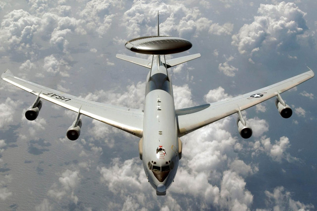USAF operará com aeronaves E-3 Sentry e E-8 JSTARS a partir de base ...