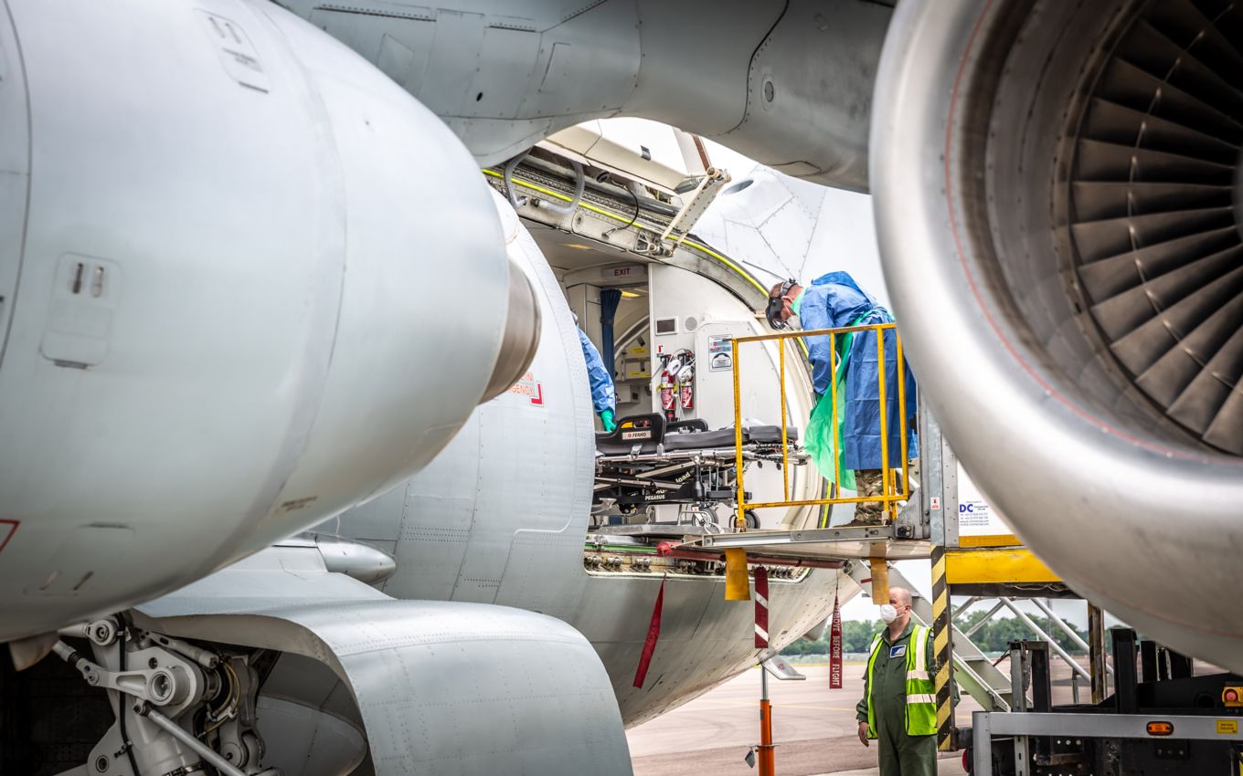 RAF adapta dois BAe146 para tarefas de transporte aeromédico – Cavok Brasil