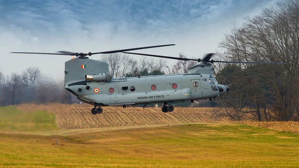 Concluídas as entregas de helicópteros Apache e Chinook para Força ...