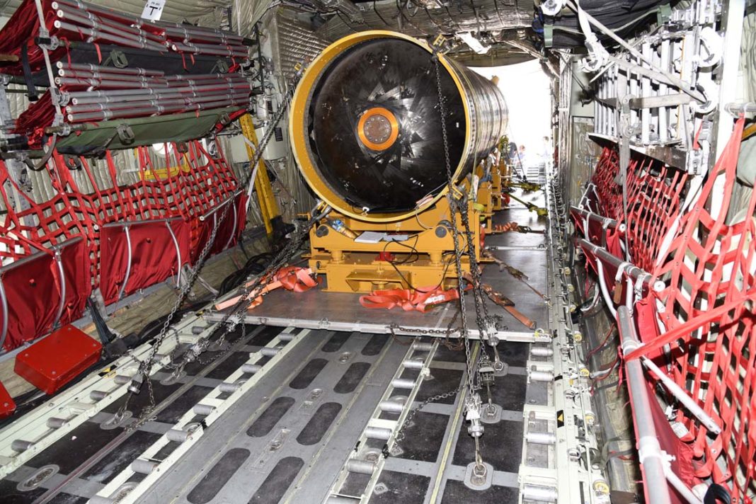 FAB: Motor foguete S50 é embarcado na aeronave C-130 – Cavok Brasil