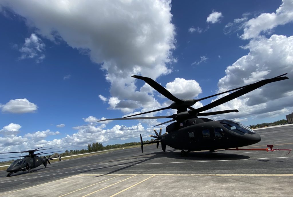 VÍDEO: Voo em formação das aeronaves Raider e Defiant da Sikorsky ...