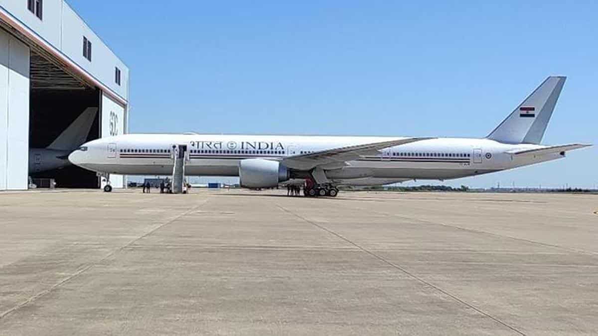 Índia recebe segunda aeronave Boeing 777 modificada como “Air India One ...