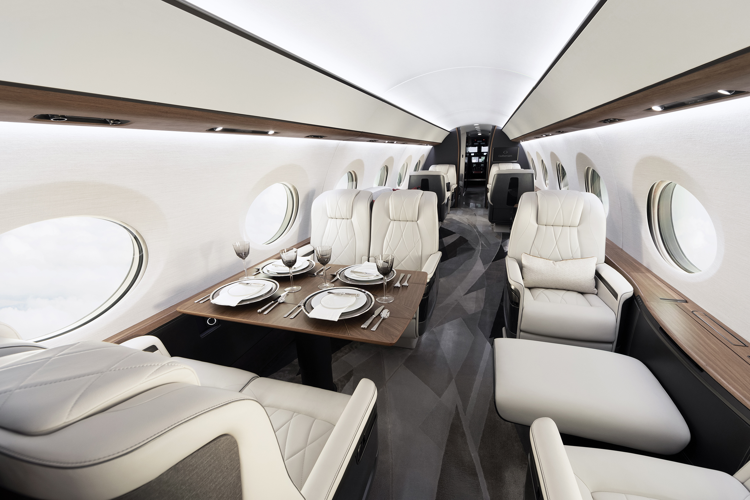 Gulfstream coloca em voo duas novas aeronaves G700 de testes – Cavok Brasil